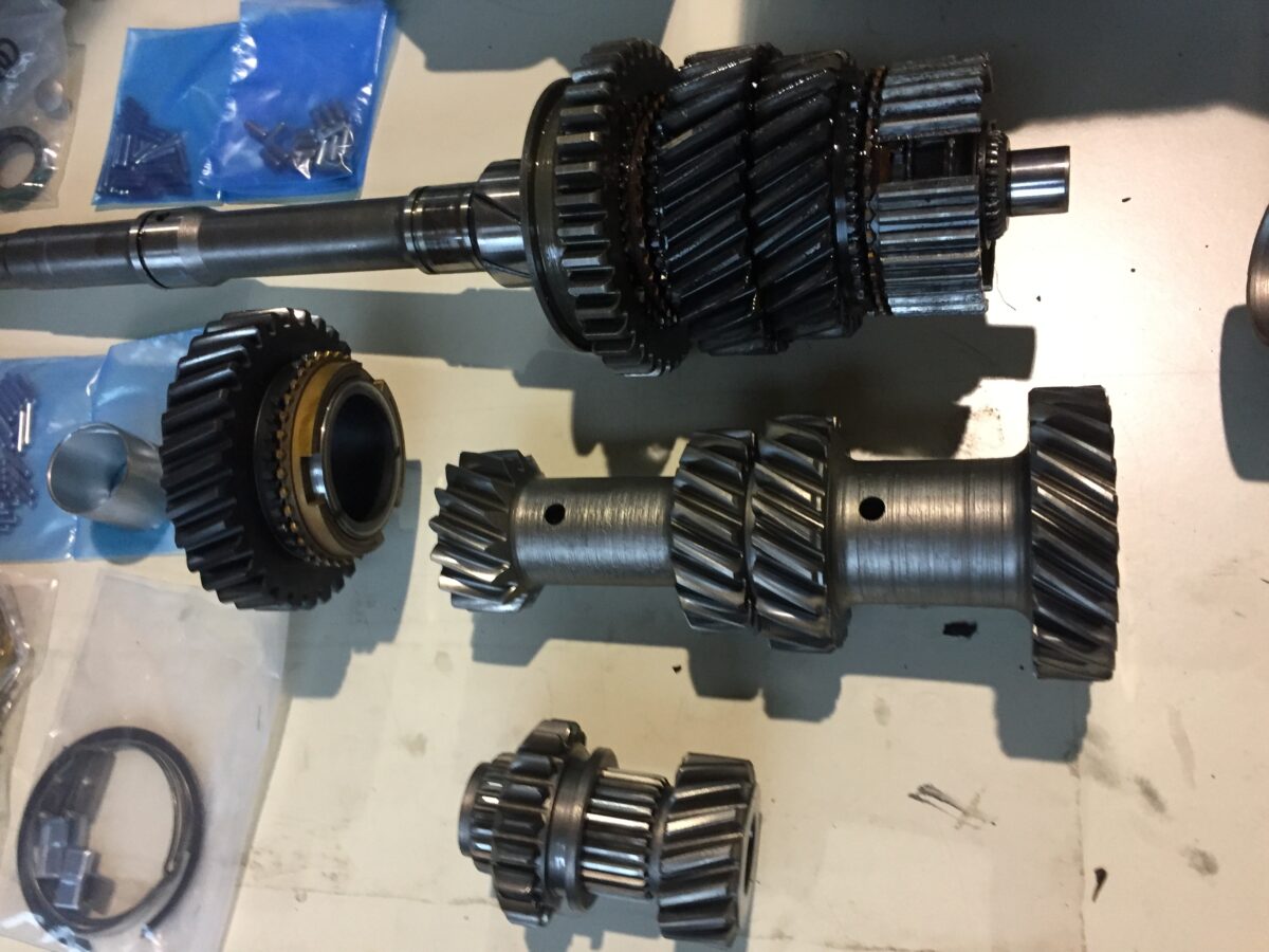 Revision Getriebe FORD Top-Loader – V28-Motors